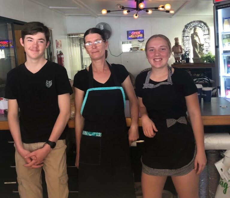 Imbil Town and Country Bakery - Imbil QLD - Pyney's Pie Reviews
