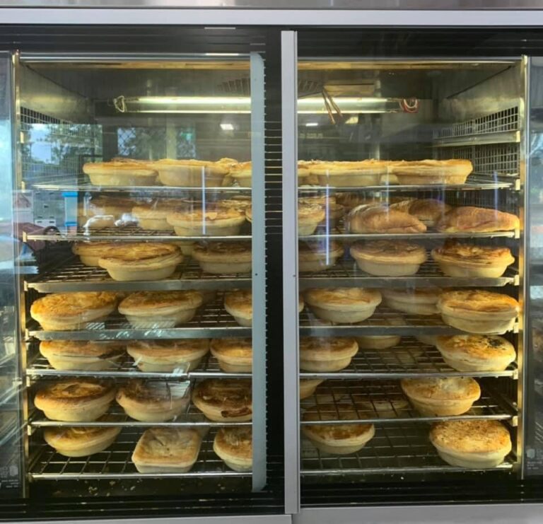 Old Fernvale Bakery - Fernvale QLD - Pyney's Pie Reviews