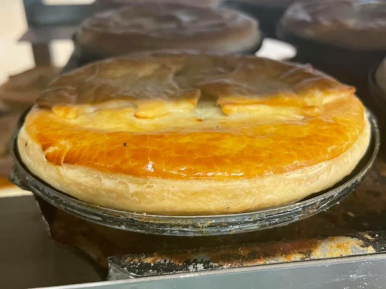 Old Fernvale Bakery - Fernvale QLD - Pyney's Pie Reviews