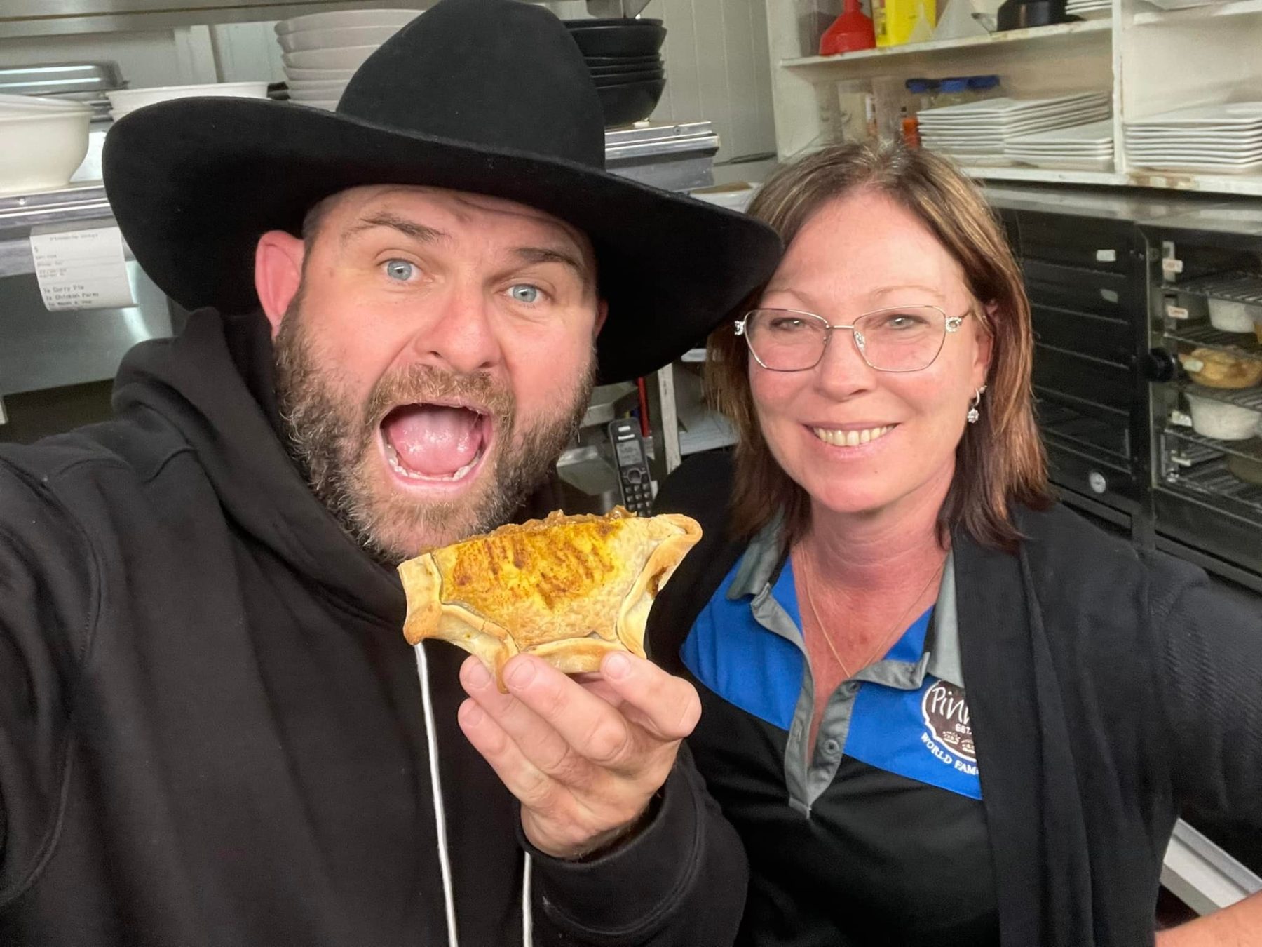 Pinnacle Family Hotel - Pinnacle QLD - Pyney's Pie Reviews