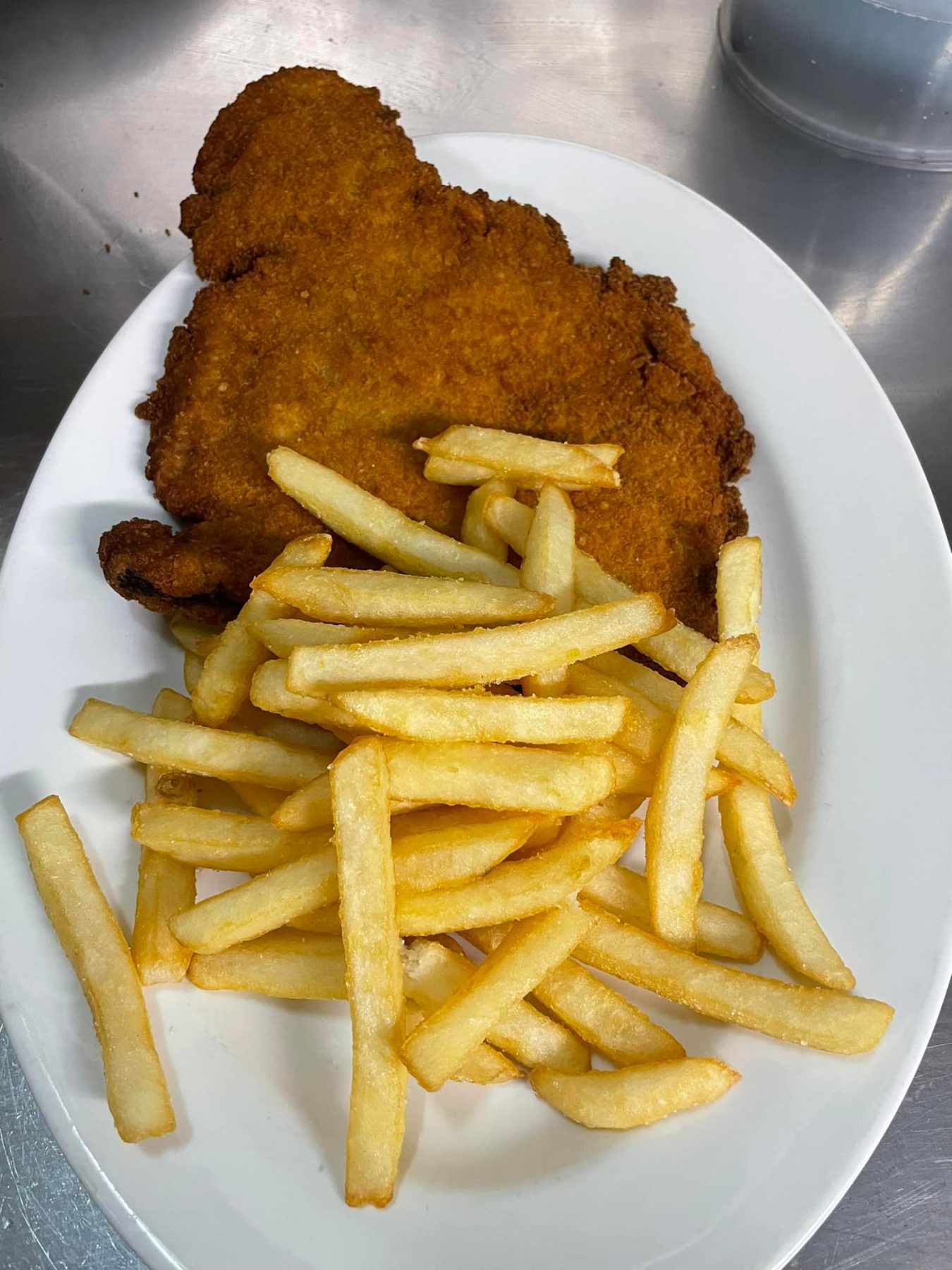 Pinnacle Family Hotel - Pinnacle QLD - Pyney's Pie Reviews