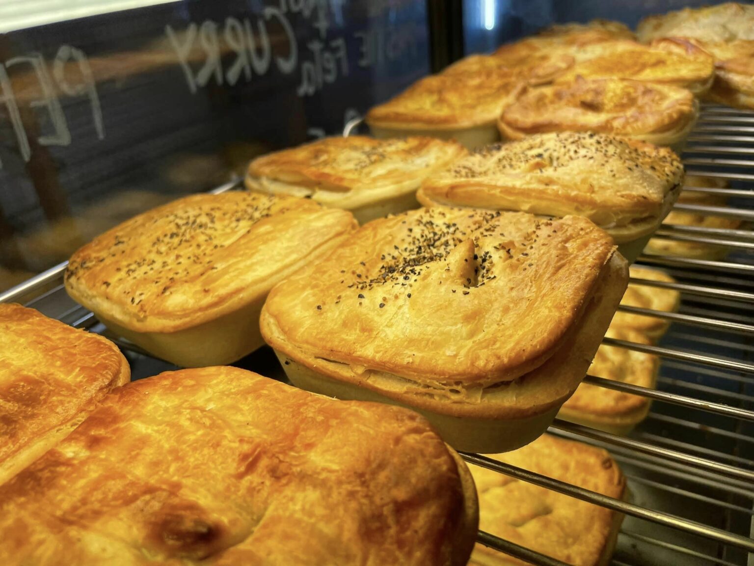 Cooktown Bakery - Cooktown QLD - Pyney's Pie Reviews