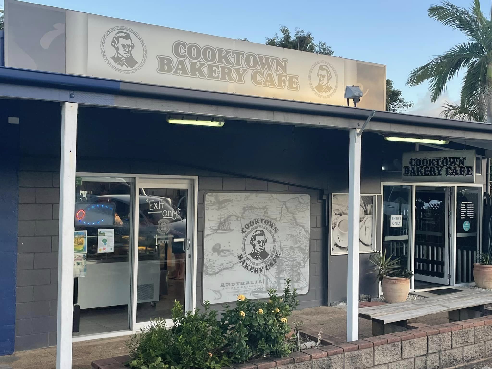 Cooktown Bakery - Cooktown QLD - Pyney's Pie Reviews