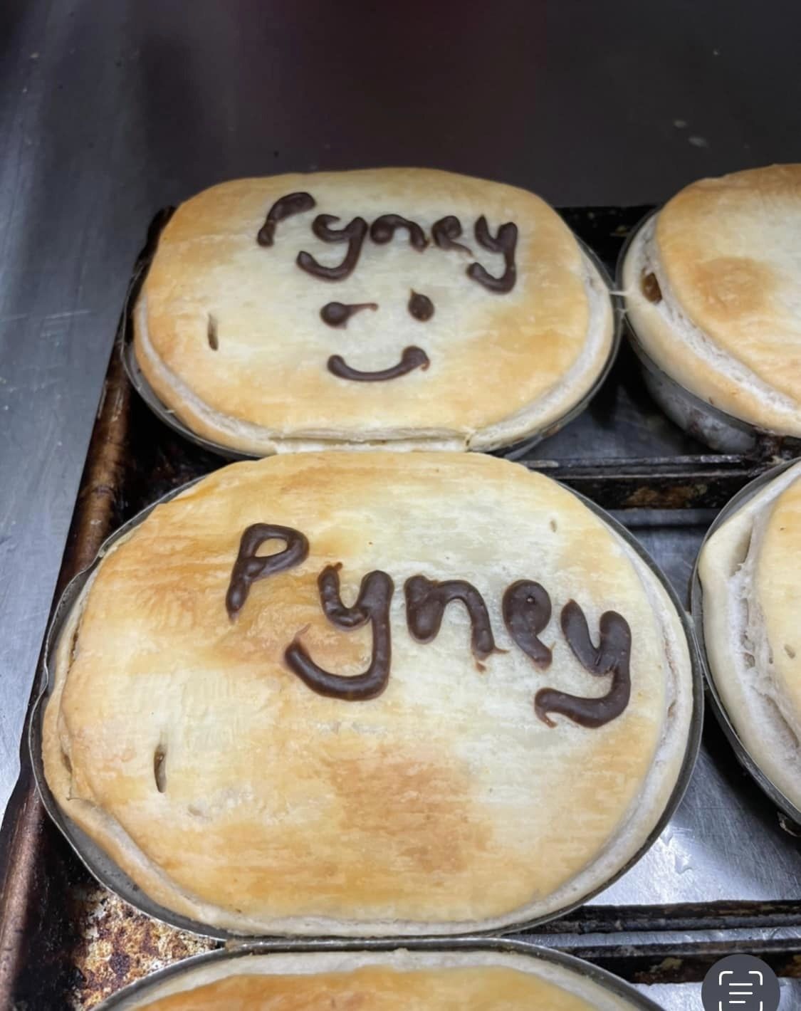Penguin Country Bakehouse - Penguin TAS - Pyney's Pie Reviews