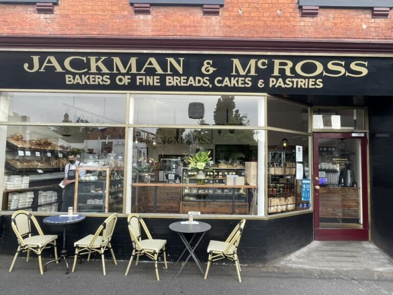 Jackman and McRoss - Battery Point Hobart - Pyney's Pie Reviews