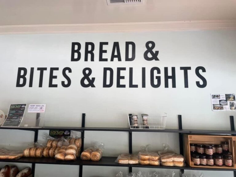 Arthur Clive’s Bakery Cafe - Aratula QLD - Pyney's Pie Reviews