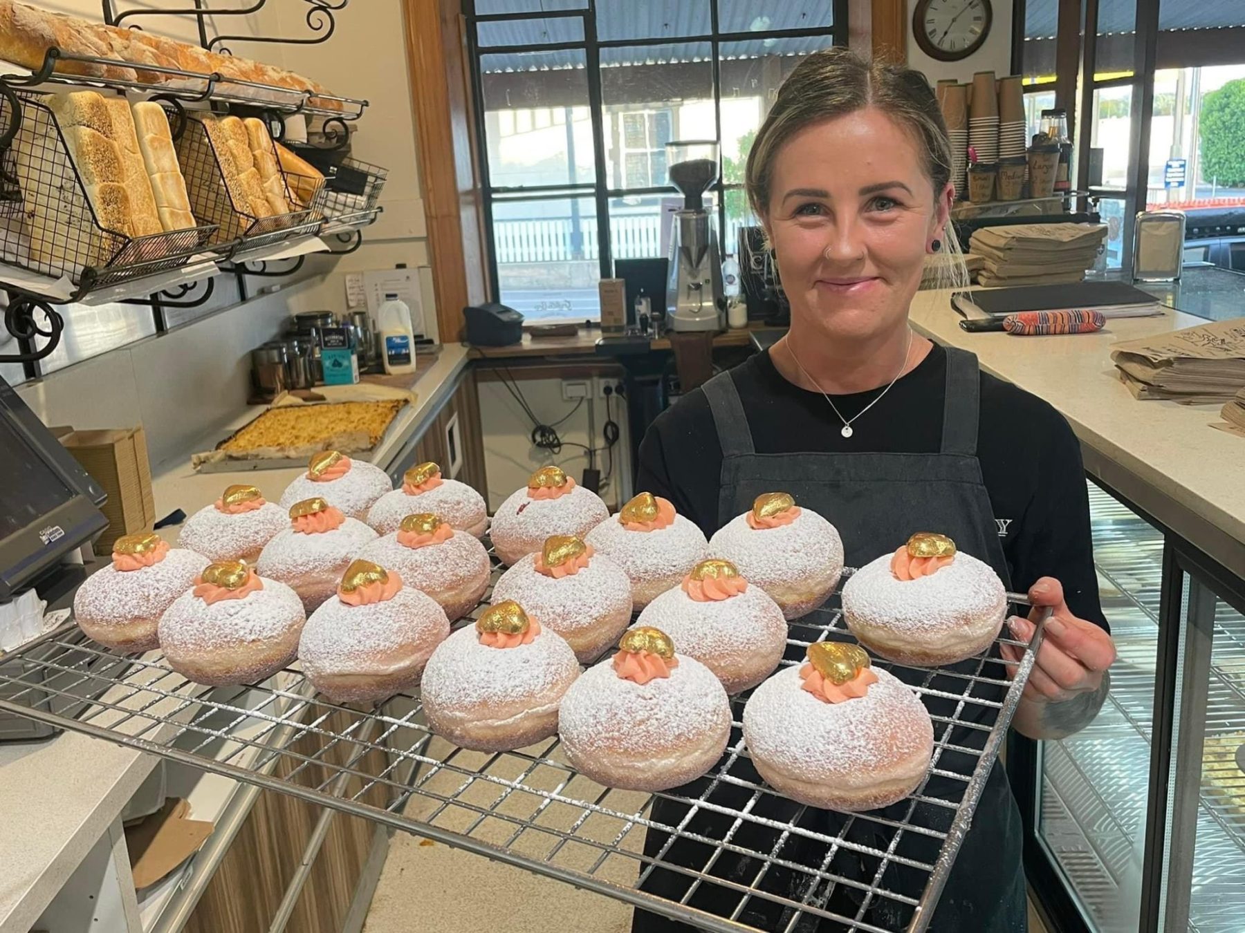 Port Elliot Bakery - Port Elliot SA - Pyney's Pie Reviews