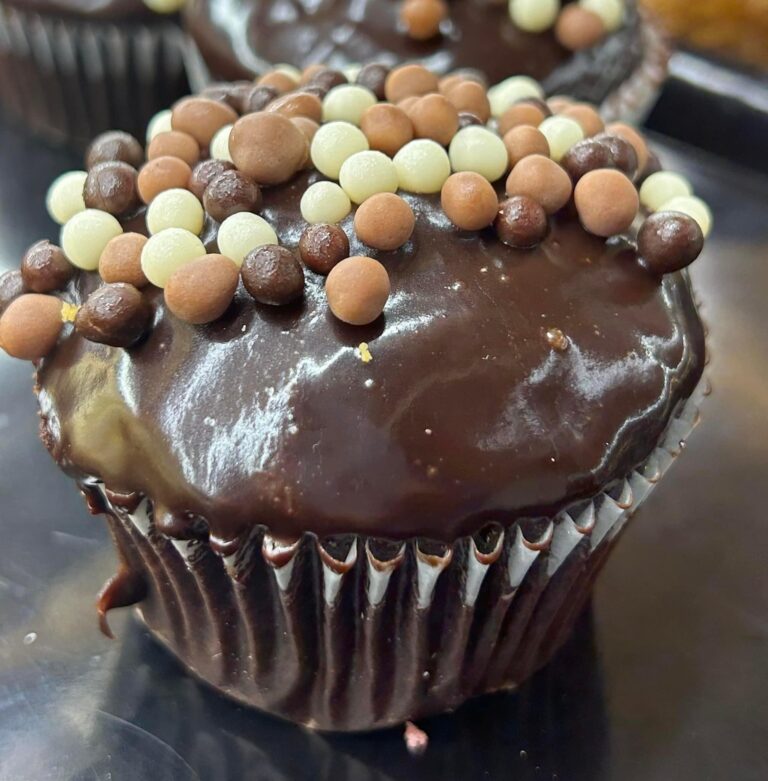 St Peters Bakehouse & Coffee Shop - St Peters SA - Pyney's Pie Reviews