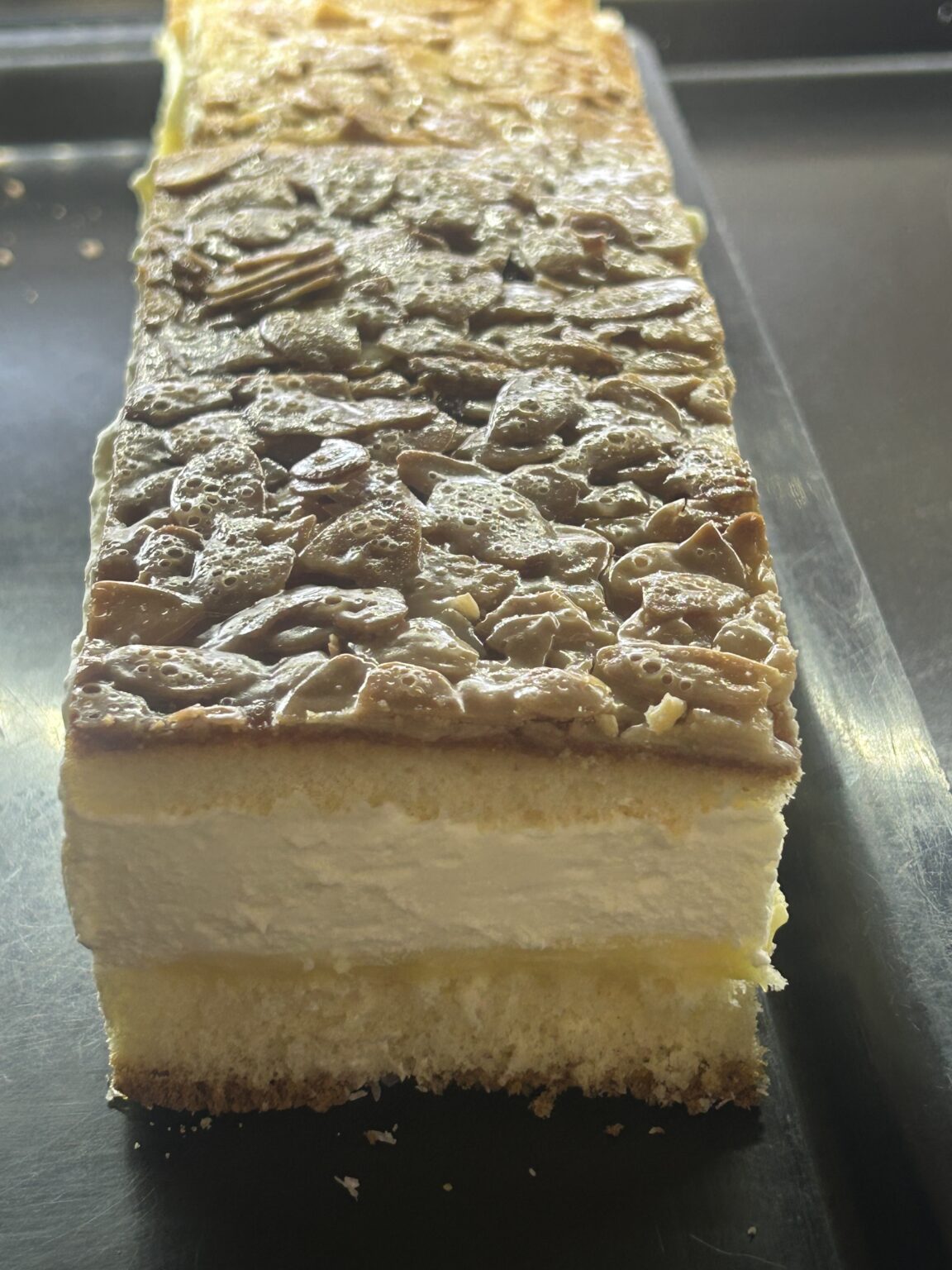Golden Bakery - Pyney's Pie Reviews